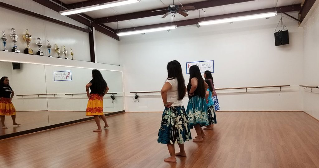 Hula Lessons - Houston Hula Academy Where Anyone Can Learn to Hula